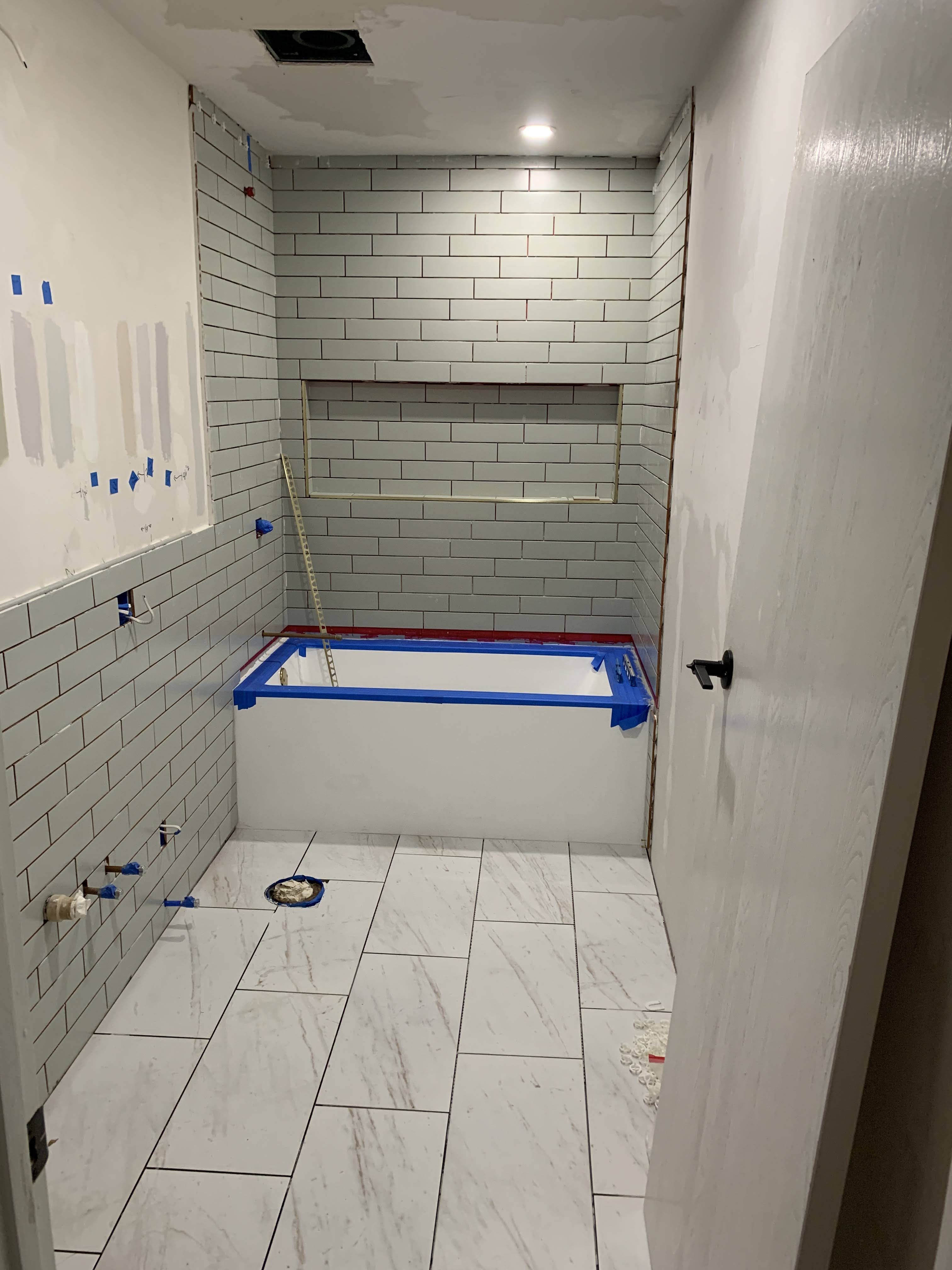 Tub Surround Tile Renovation - Art Tile & Renovation